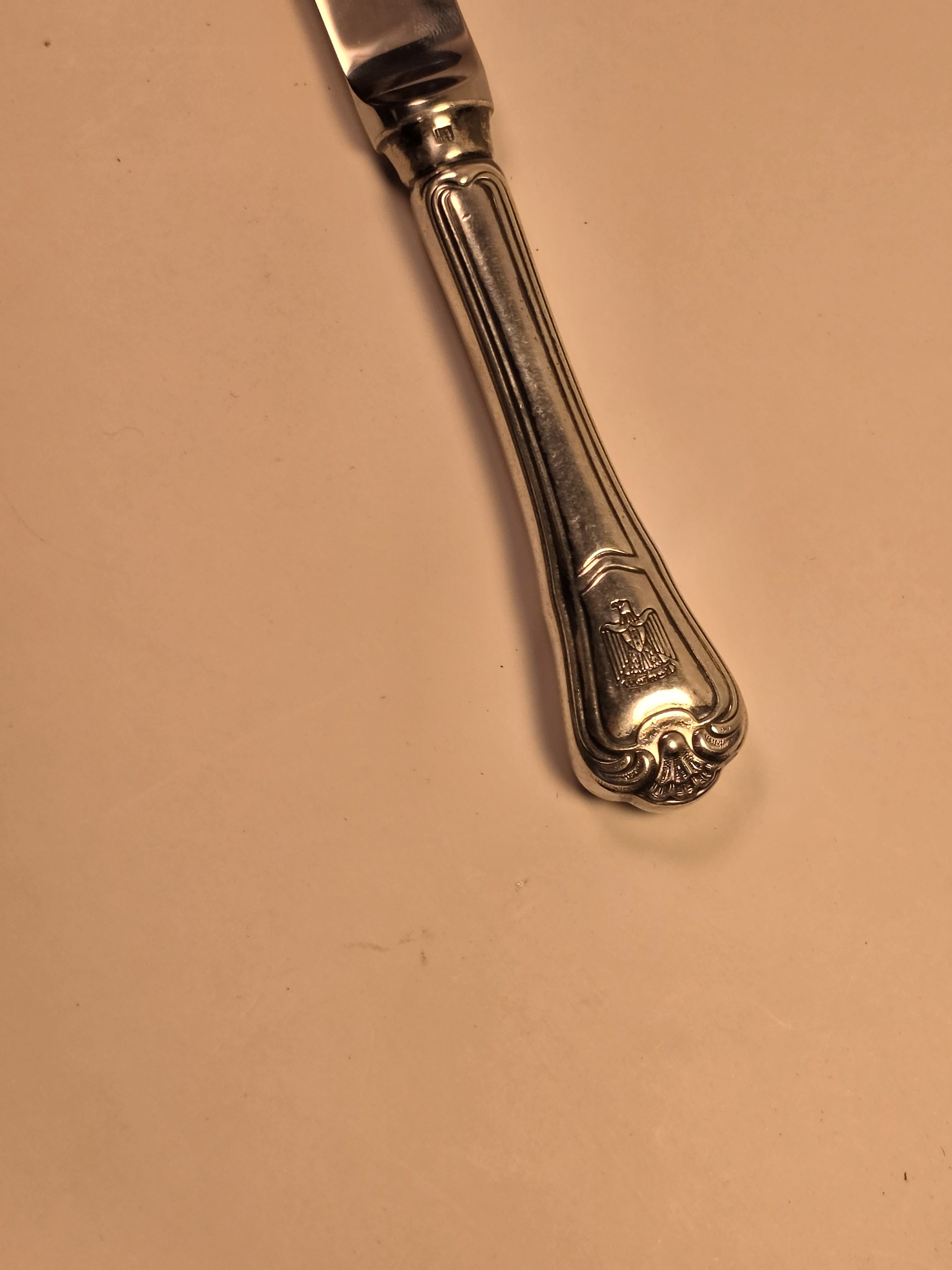 single-saddam-hussein-christofle-knife-dessert